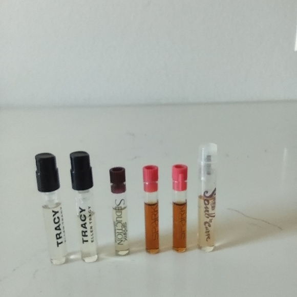 Liz Claiborne | Makeup | Vintage Perfume Samples Lot Liz Claiborne ...